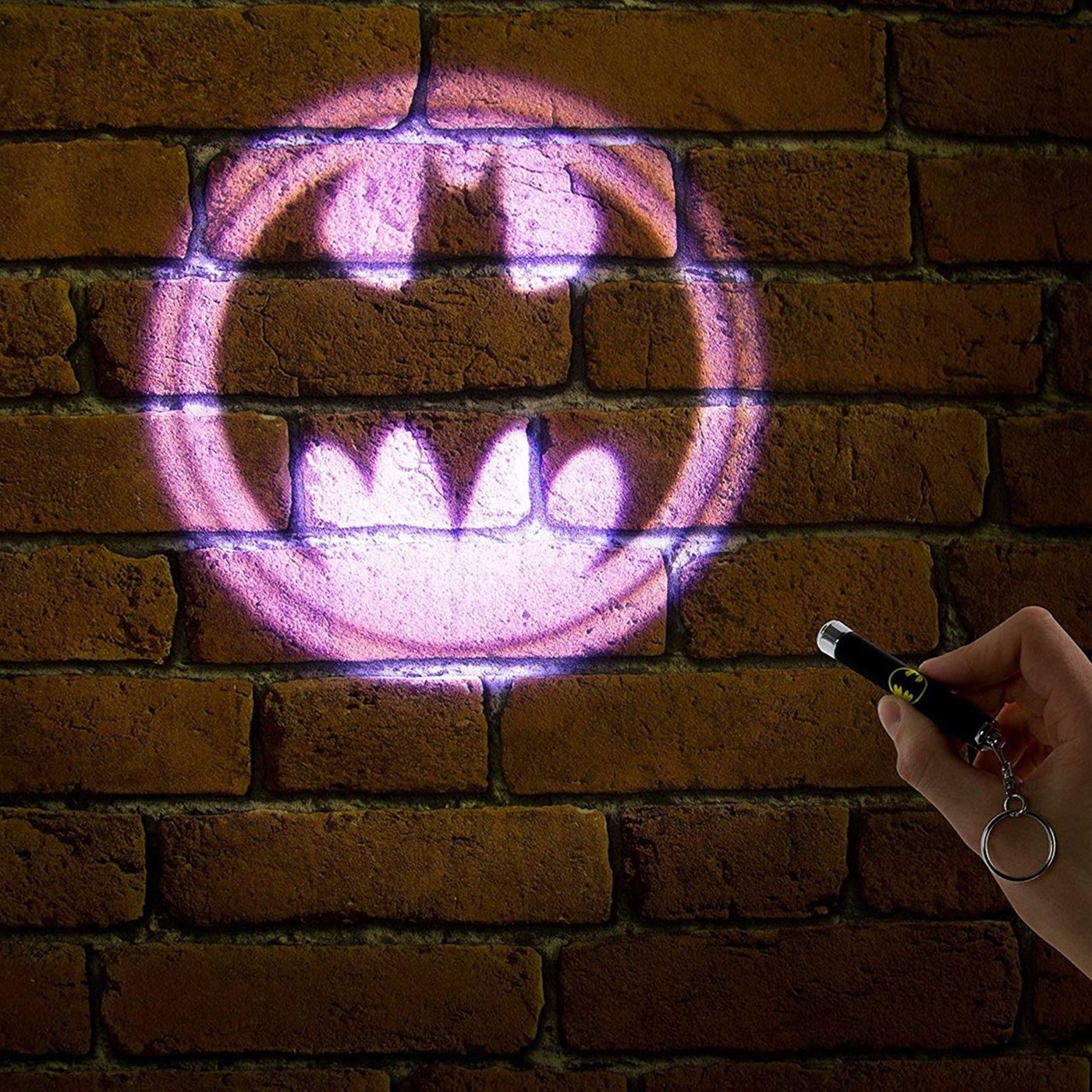 Product image 0 for DC Comics Batman Projection Torch V3
