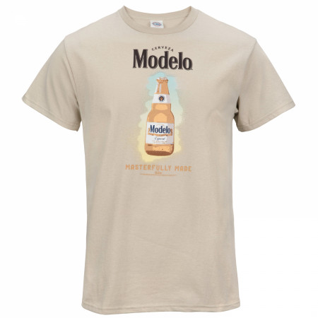 Modelo Masterfully Made Watercolor T-Shirt